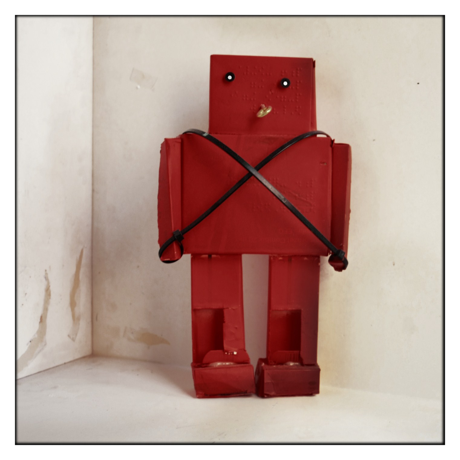 ROBOTS CON CAJAS | .imagenesola imagen y la educacion plastica y visual ...